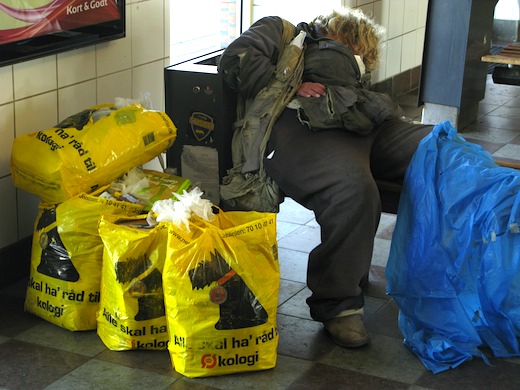 Fattigdom? Postkort fra virkeligheden til Joachim B. Olsen